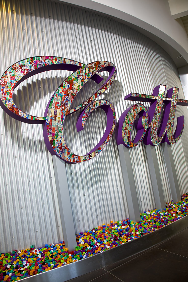 5 Ways to Enhance Your Brand with Corporate Headquarter Graphics ...